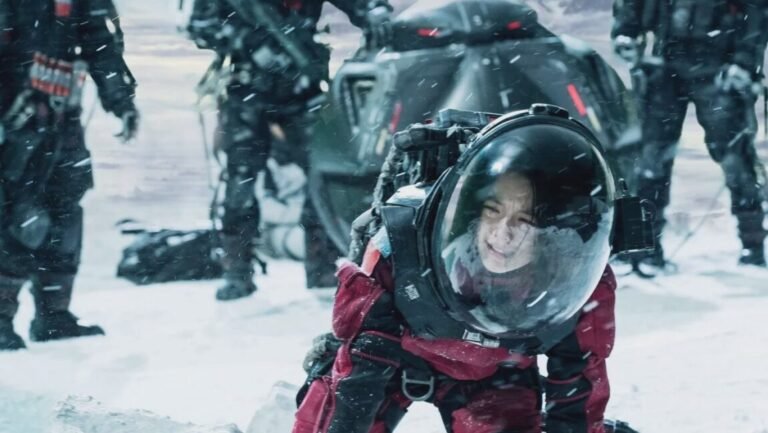The Wandering Earth | Frant Gwo | In Review Online